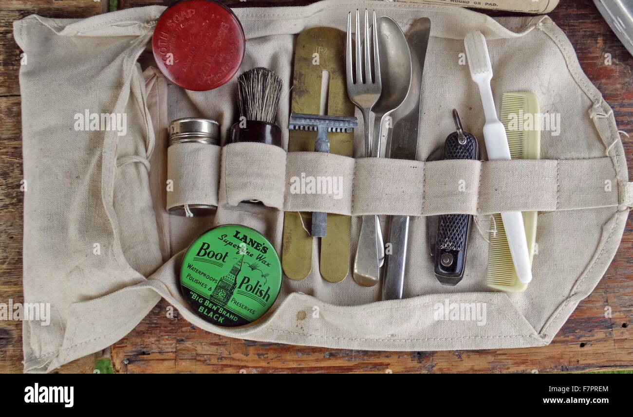 World war two British soldiers portable grooming, shaving kit ...