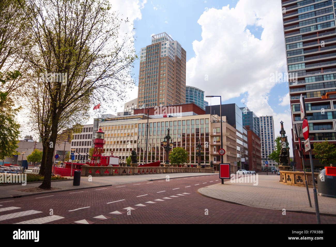 Rotterdam symbol hi-res stock photography and images - Alamy
