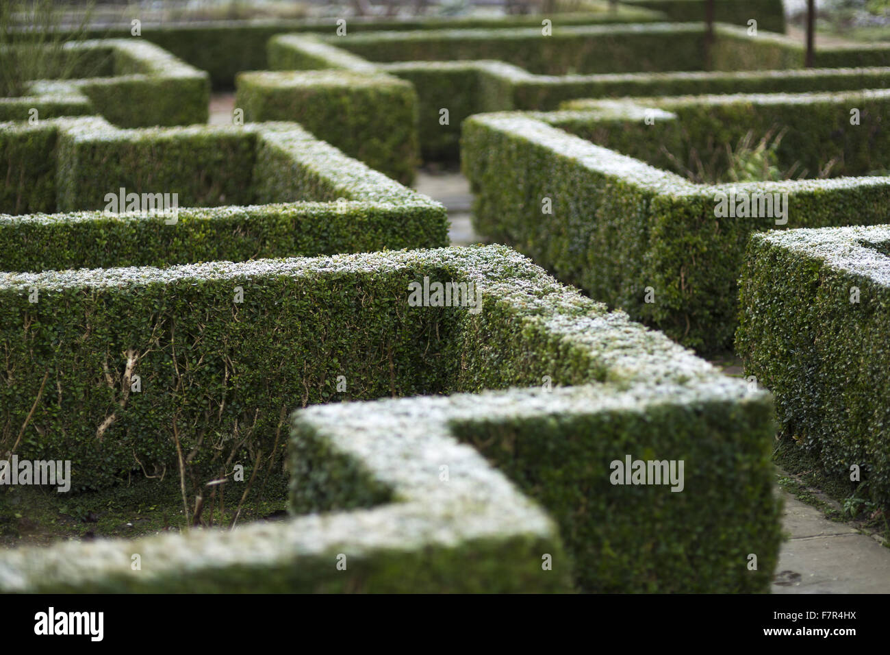 Sissinghurst Castle Kent White Garden High Resolution Stock Photography ...