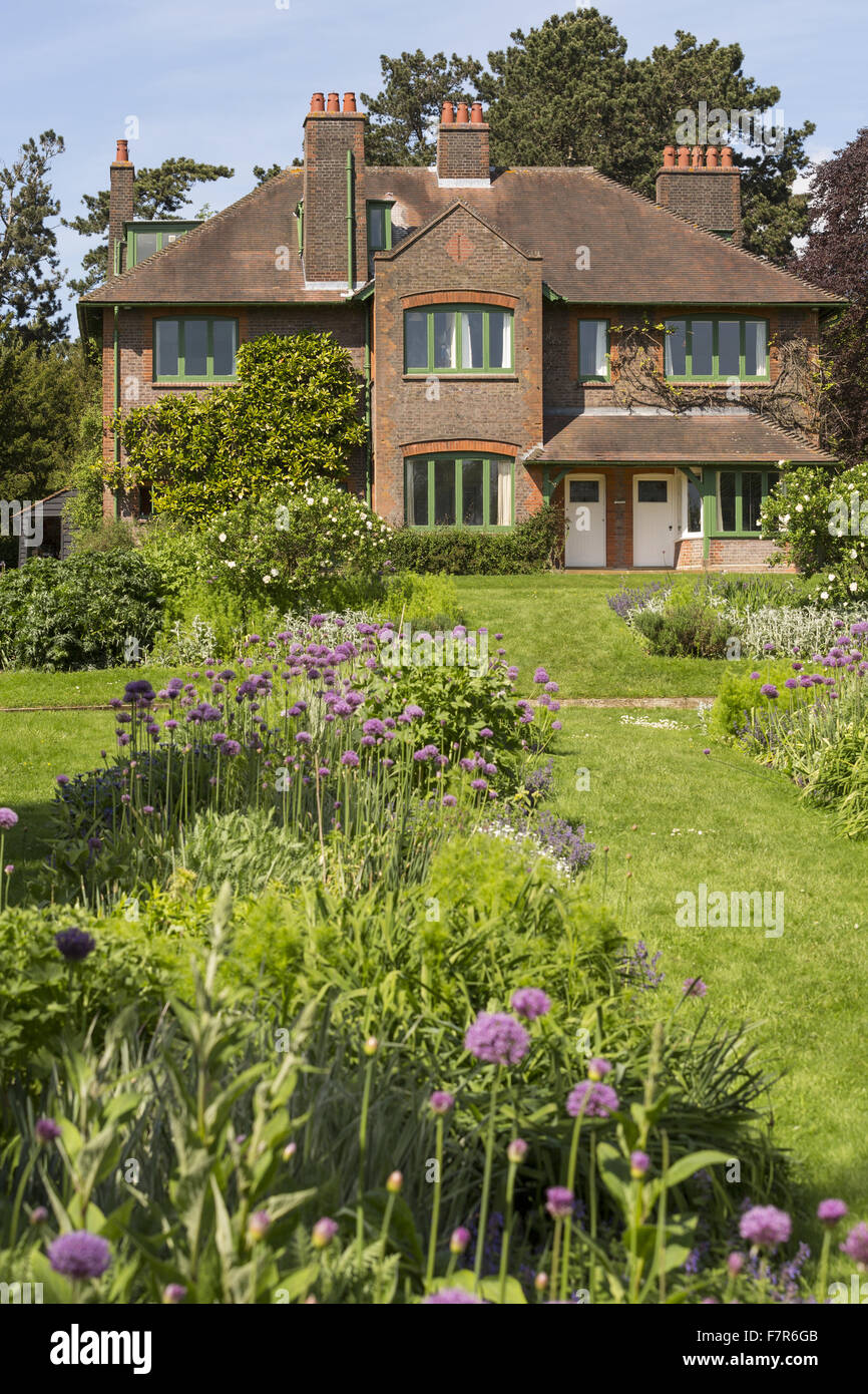 Shaw’s corner hi-res stock photography and images - Alamy