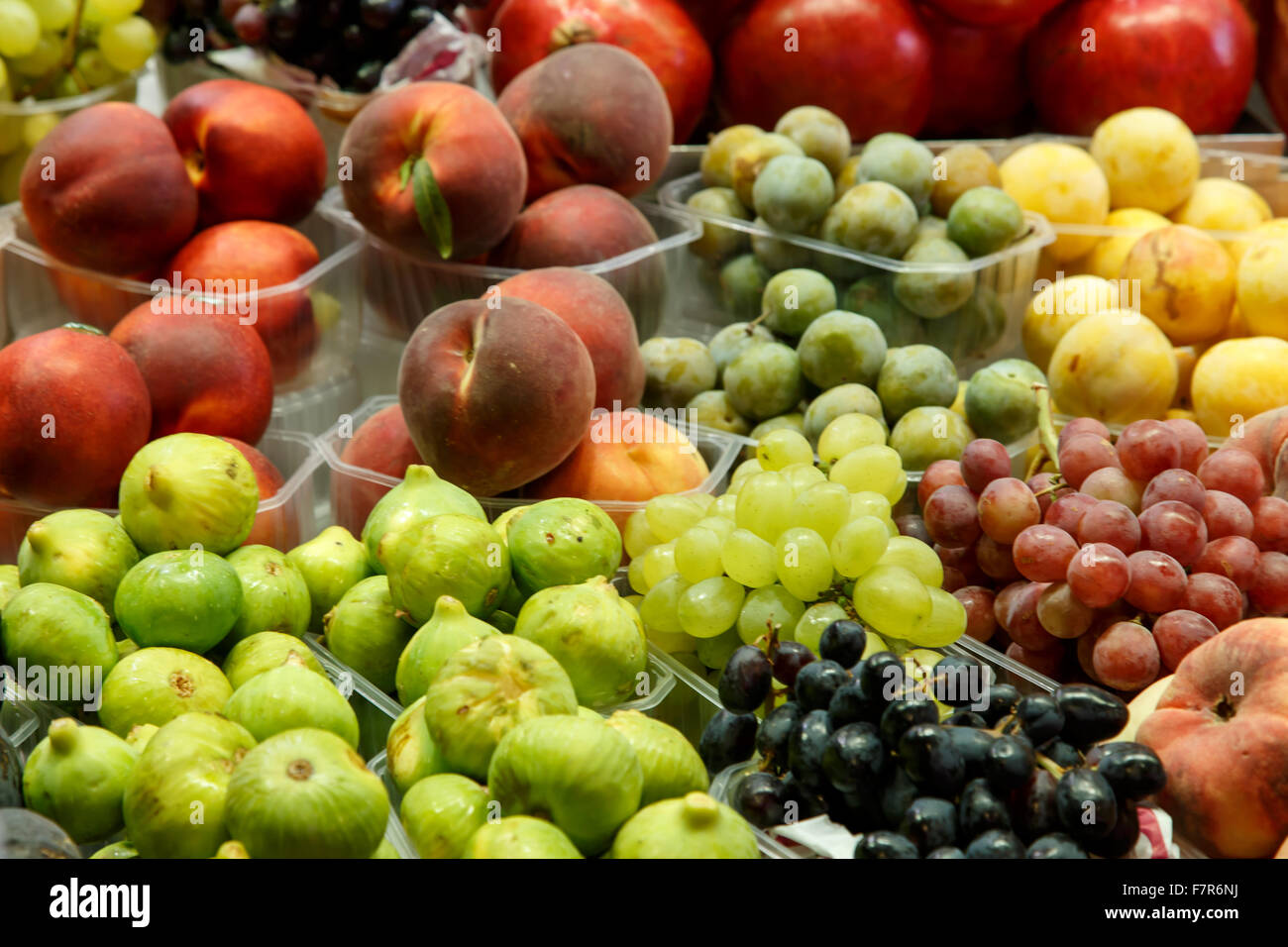 Plastic cup fruit salad fruits hi-res stock photography and images - Alamy