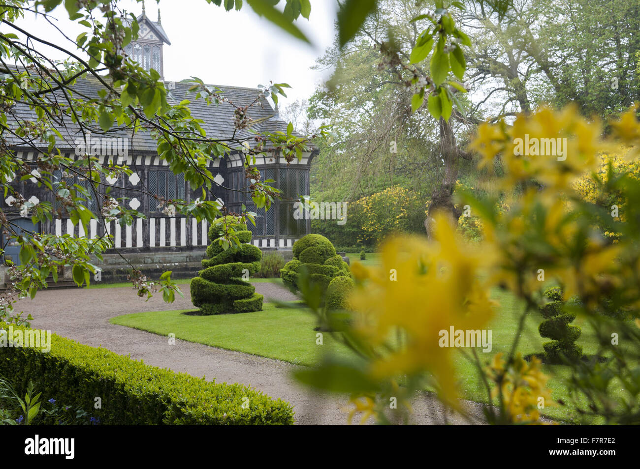 Rufford old hall hi-res stock photography and images - Alamy