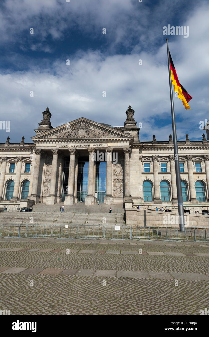 German parliament building hi-res stock photography and images - Alamy