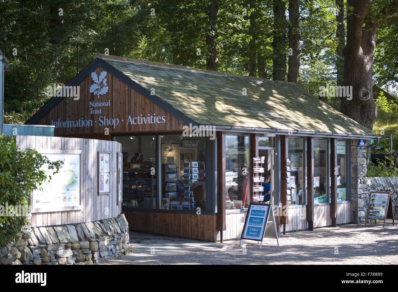 National trust shop keswick hi-res stock photography and images - Alamy