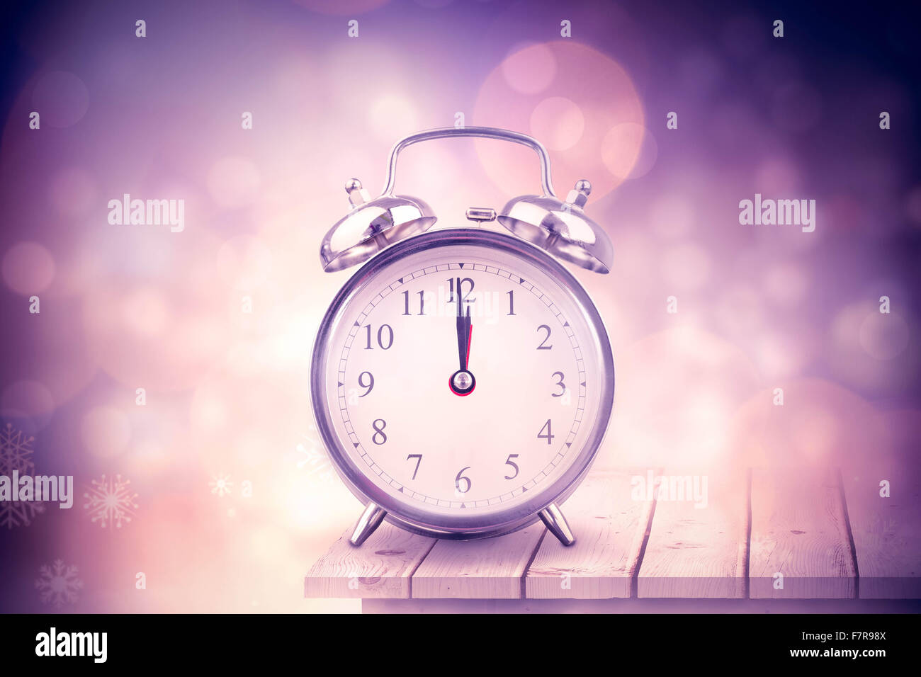 Clock twenty past hi-res stock photography and images - Alamy
