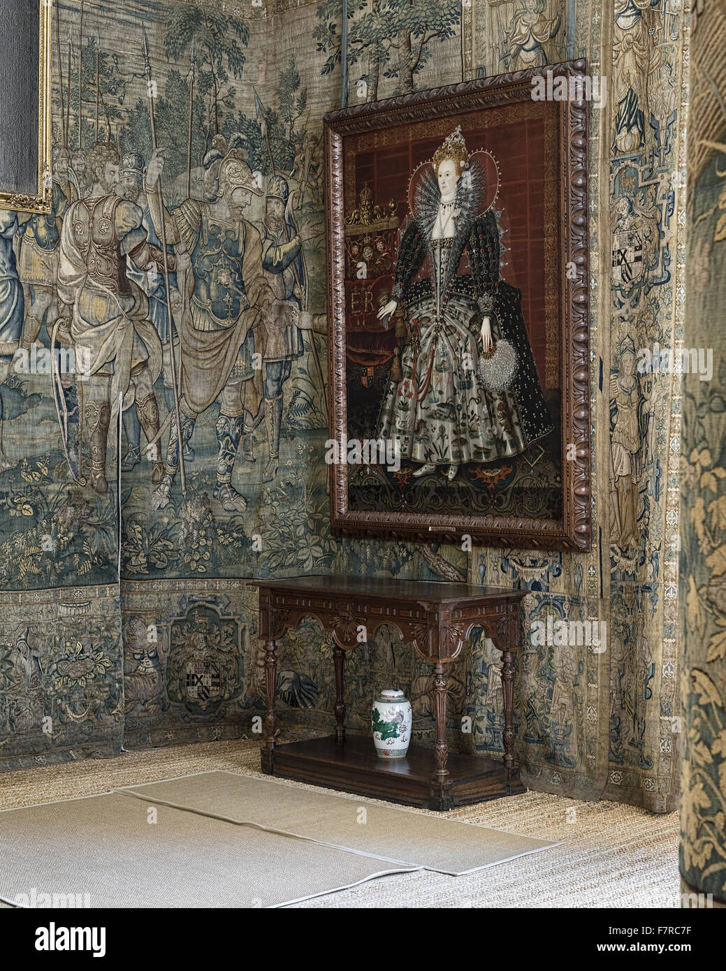 Oil painting queen elizabeth hi-res stock photography and images - Alamy