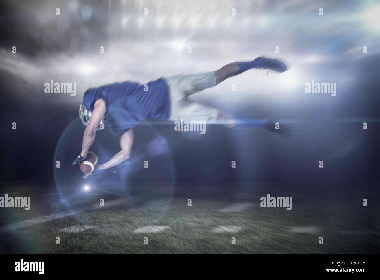 American football player catching ball hi-res stock photography and ...