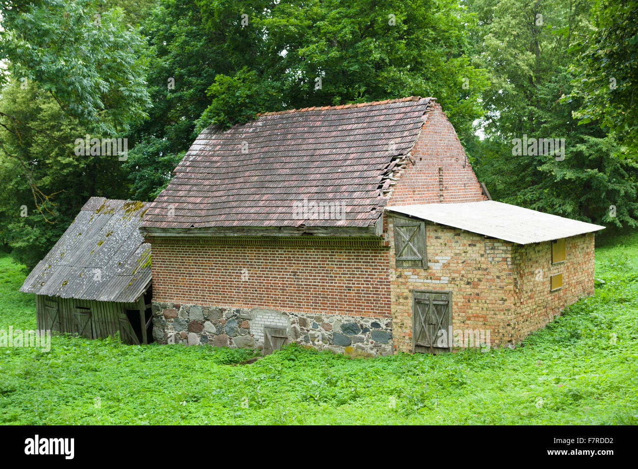 Restauration of old buildings hi-res stock photography and images - Alamy