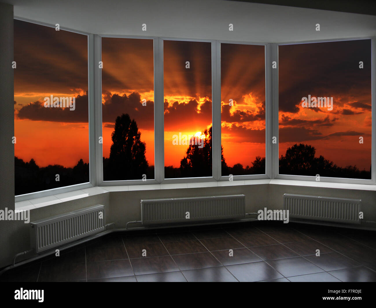 Office sunset hi-res stock photography and images - Alamy