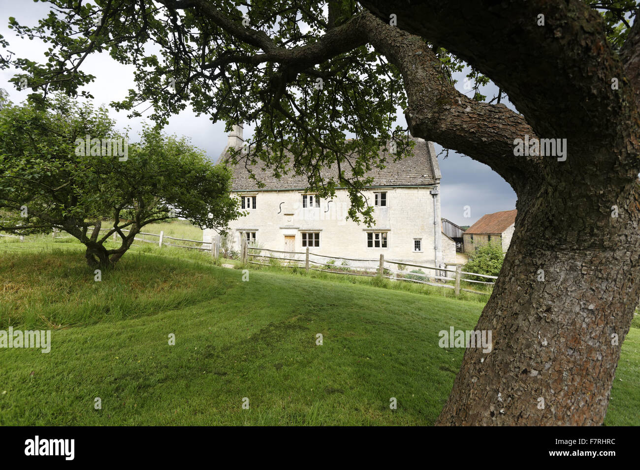 Woolsthorpe manor hi-res stock photography and images - Alamy