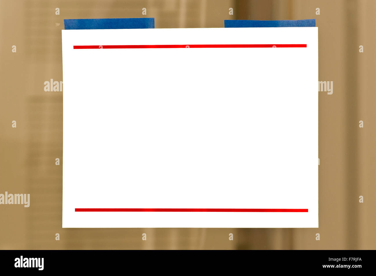 Blank window display hi-res stock photography and images - Alamy