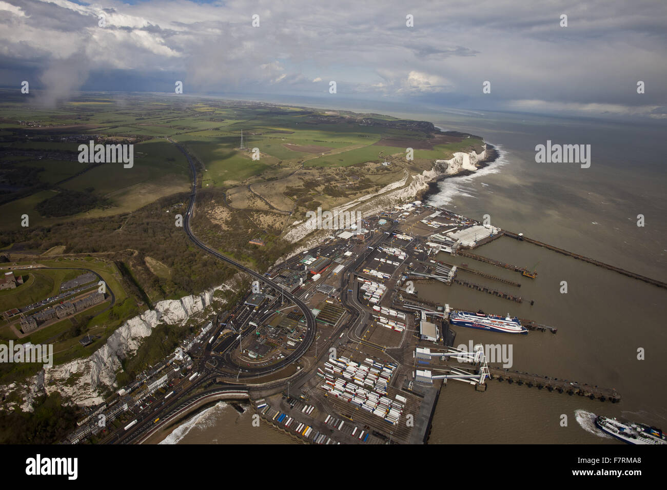 The White Cliffs of Dover, Kent. The cliffs are one of the country's ...