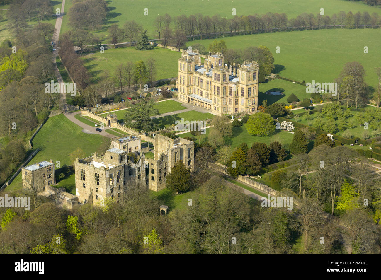 Hardwick hall derbyshire aerial hi-res stock photography and images - Alamy