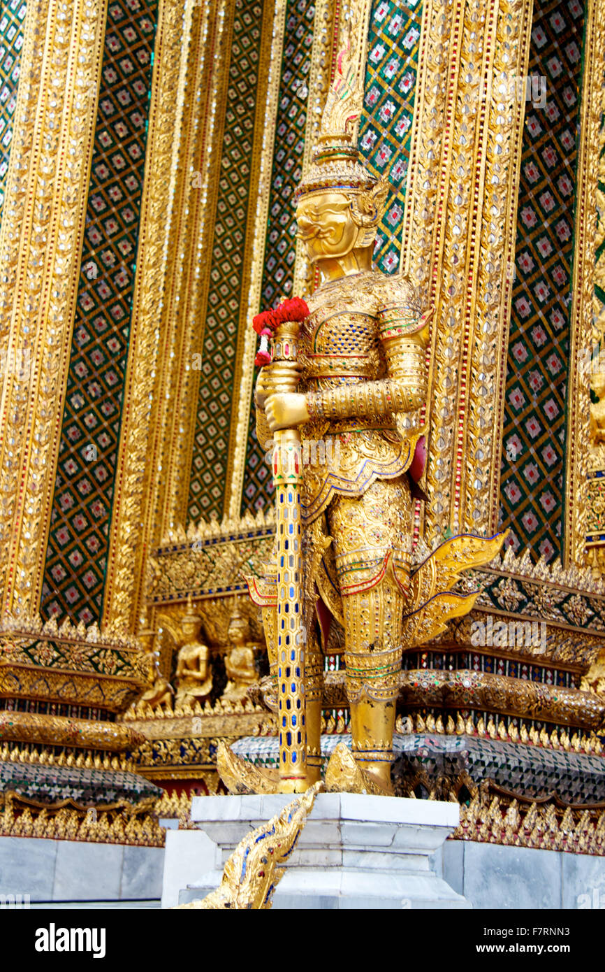 Statue in the Ramayana Stock Photo - Alamy