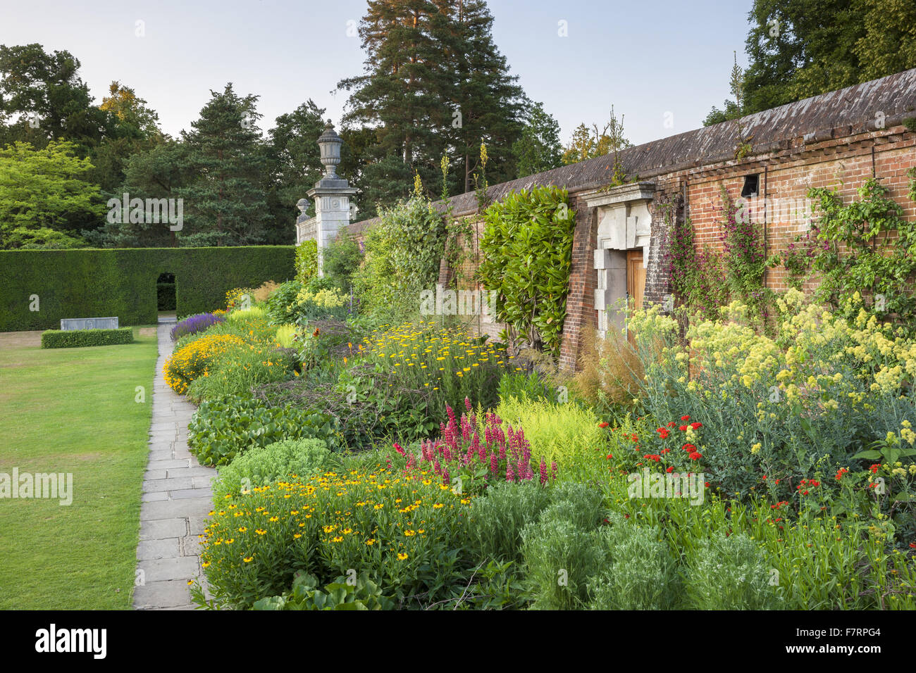 Berkshire borders hi-res stock photography and images - Alamy