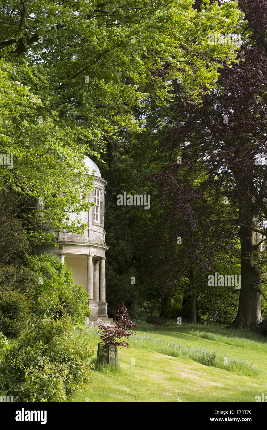 Farnborough library hi-res stock photography and images - Alamy