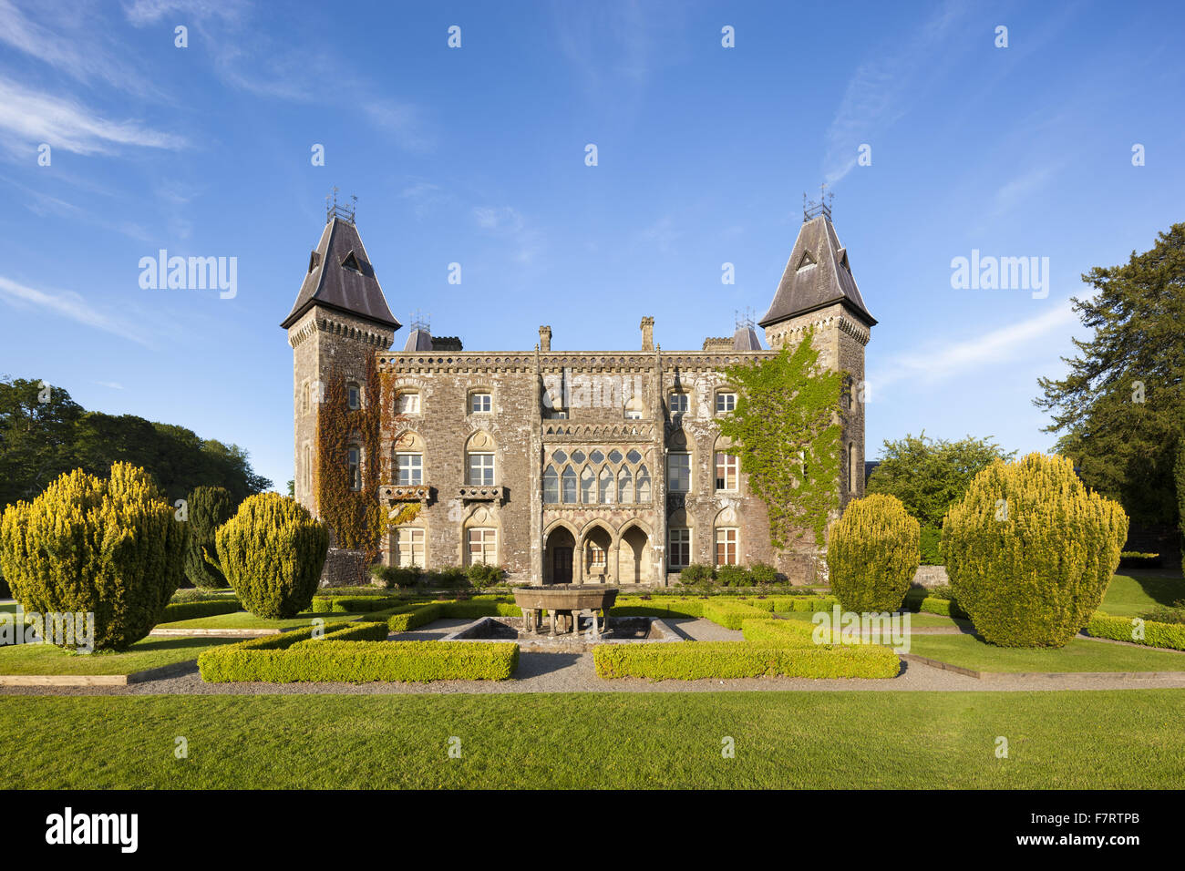 Newton house wales hi-res stock photography and images - Alamy