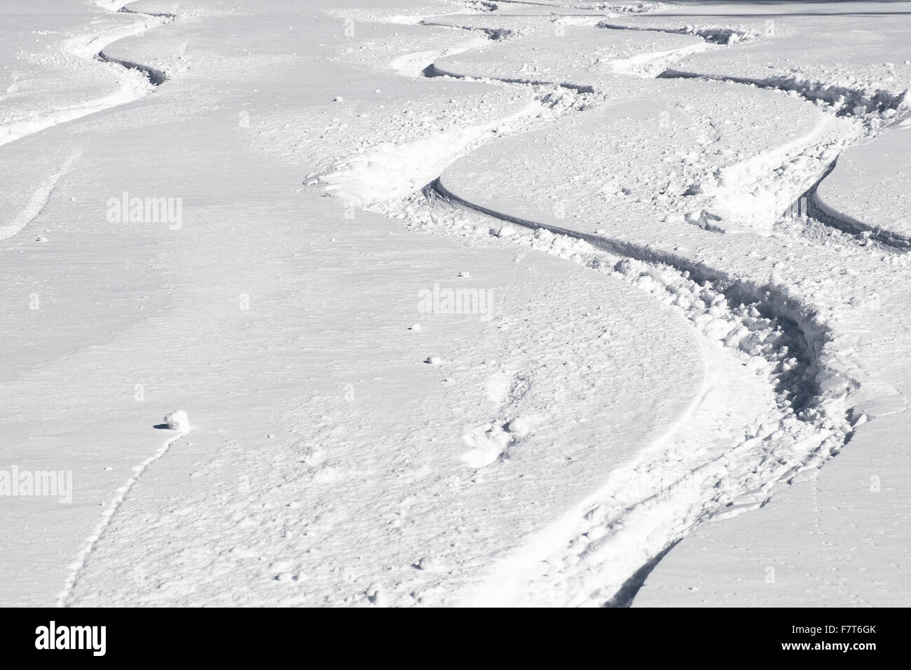 Curved tracks hi-res stock photography and images - Alamy