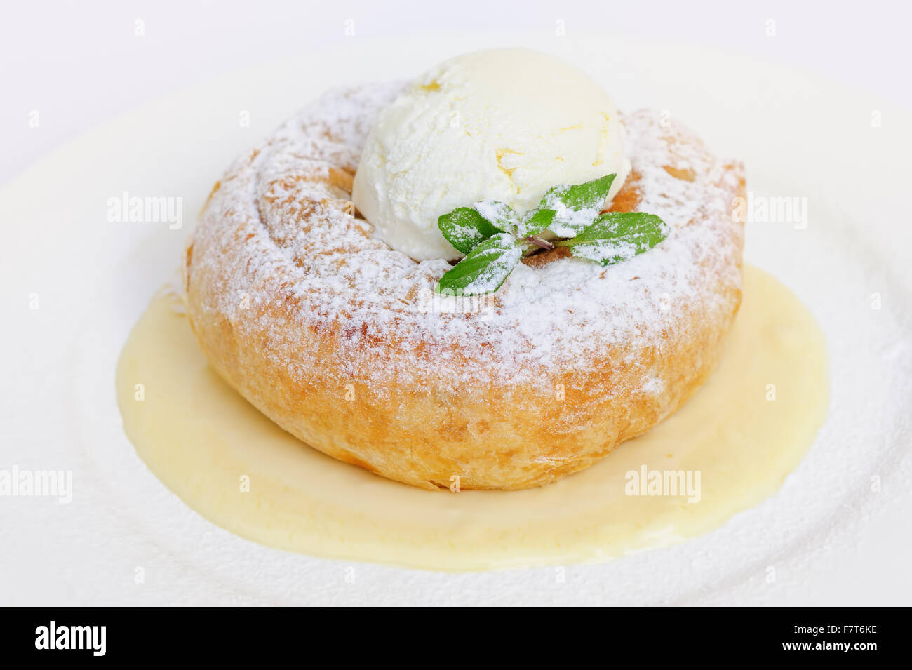 Doughnut ice cream hi-res stock photography and images - Alamy