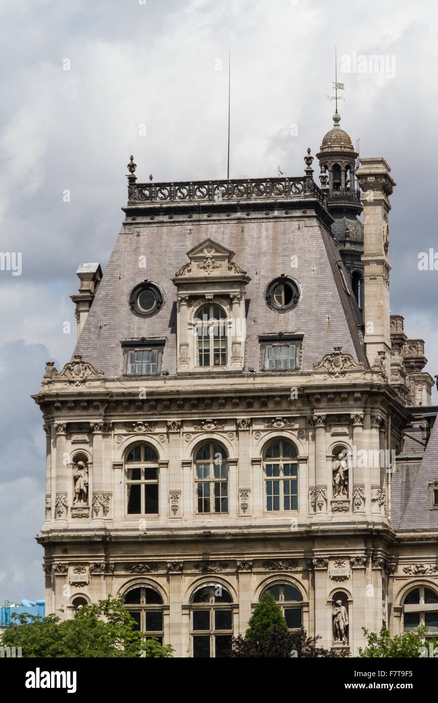 Historic building in Paris France Stock Photo - Alamy