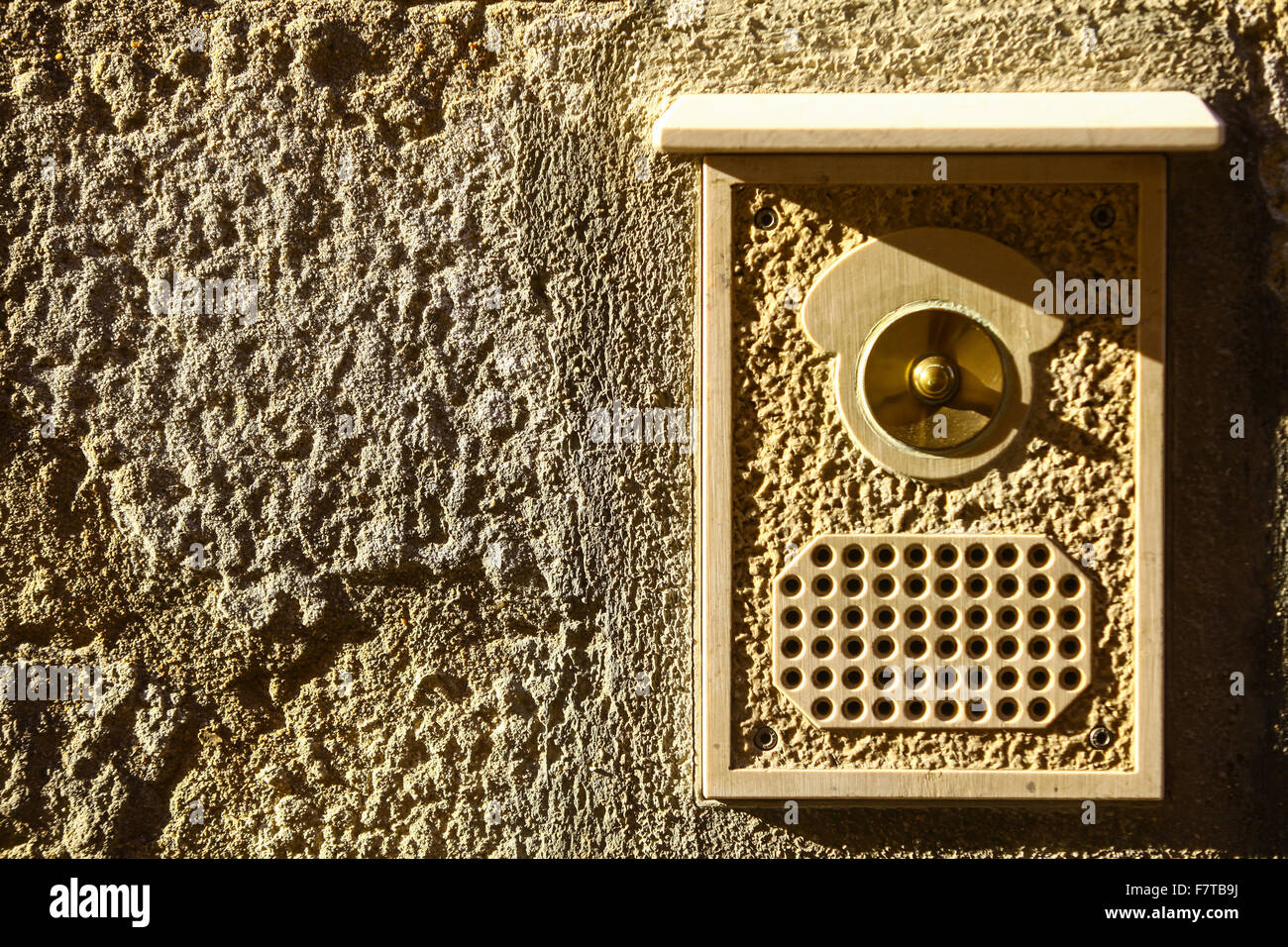 Color image of a vintage door bell Stock Photo - Alamy