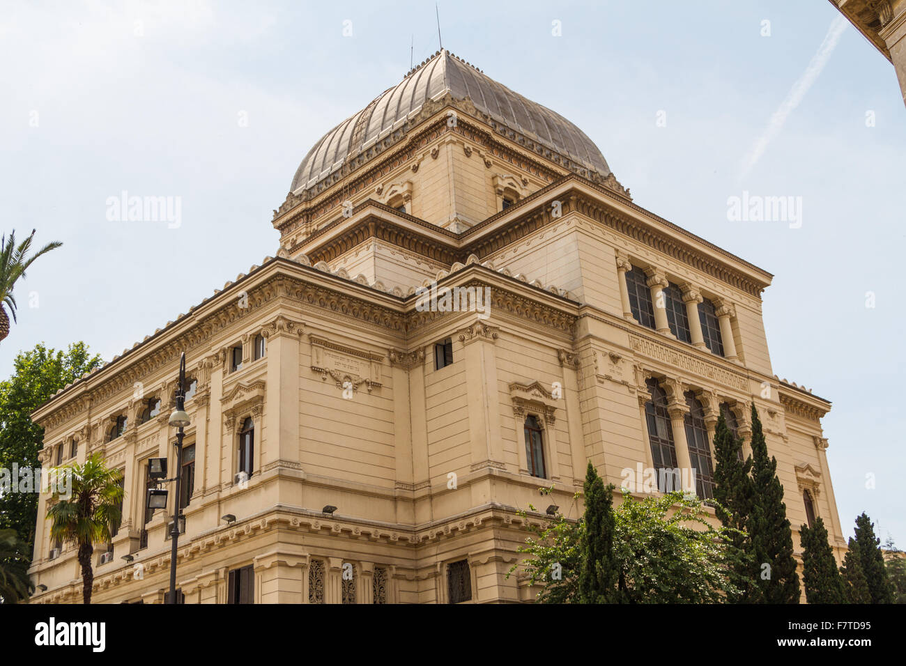 Synagogue and the Jewish ghetto at Rome, Italy Stock Photo - Alamy