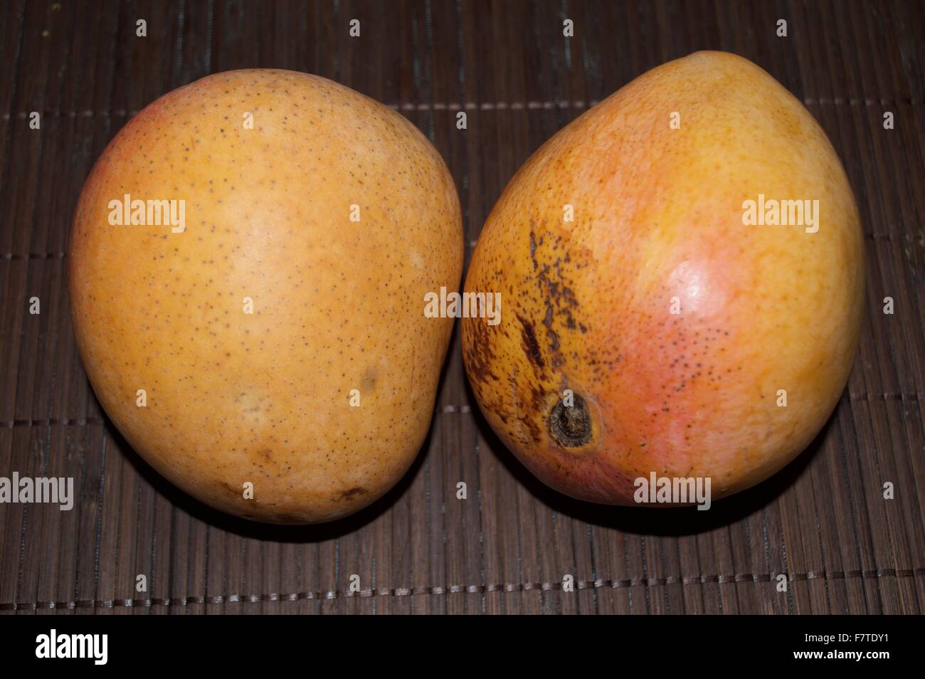 Delicious Australian Mango Big size Stock Photo - Alamy
