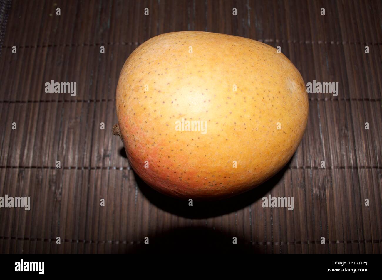 Delicious Australian Mango Big size Stock Photo - Alamy