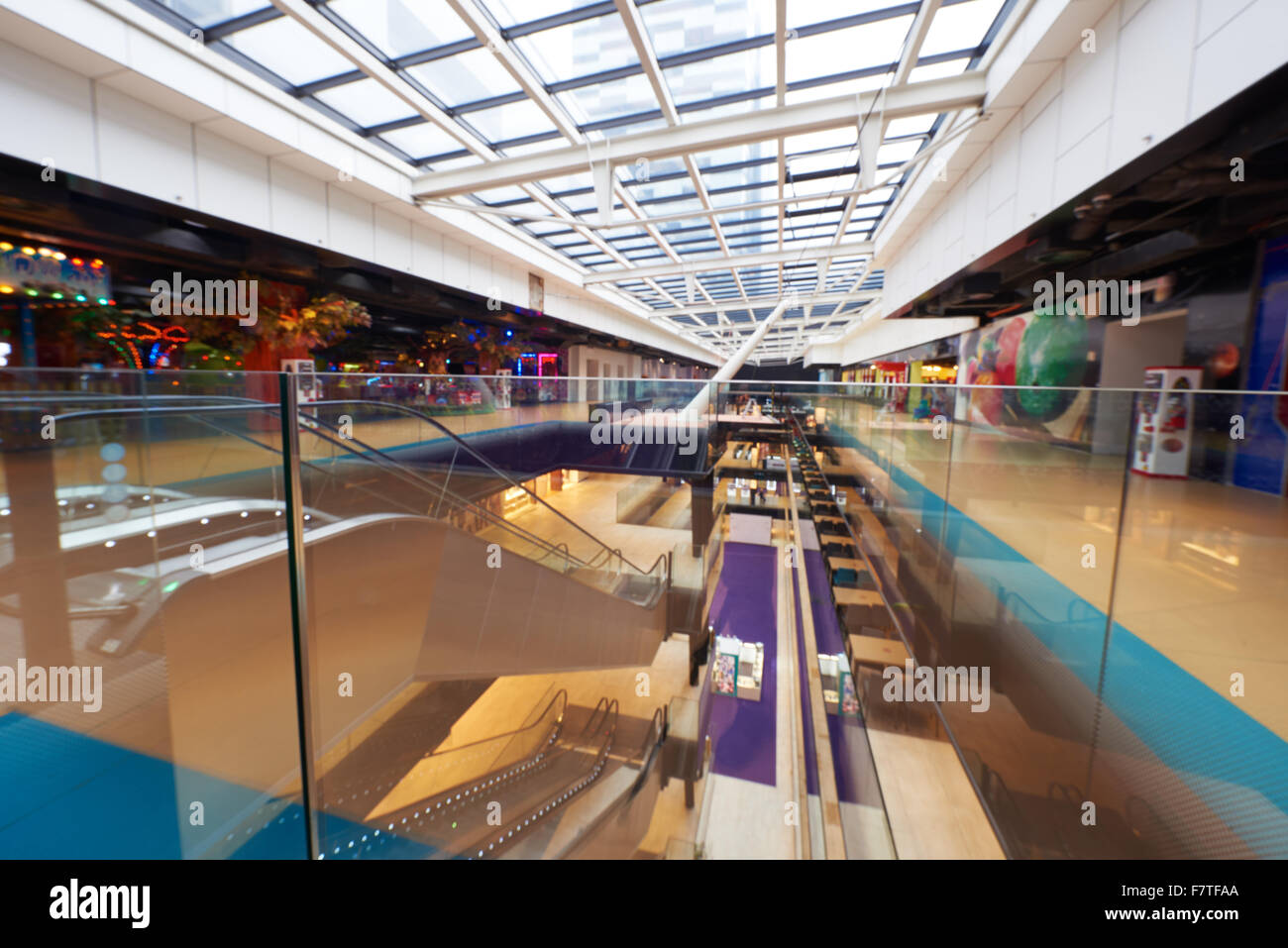 modern bright shopping mall indoor architecture Stock Photo - Alamy