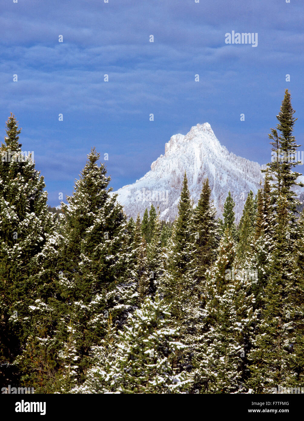 Dark peak scenery hi-res stock photography and images - Alamy