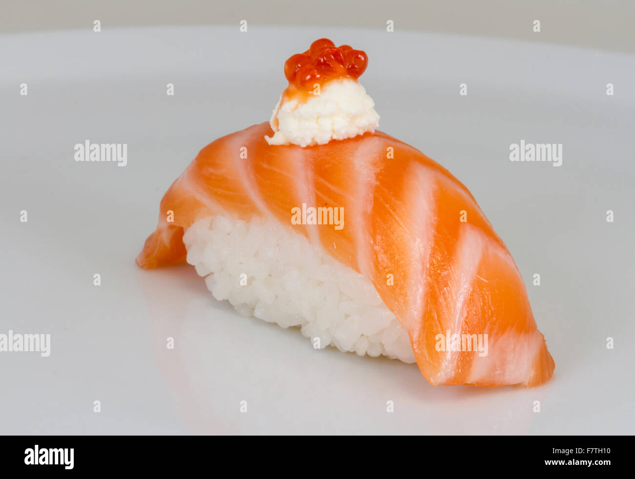 Sushi salmon sake Stock Photo - Alamy