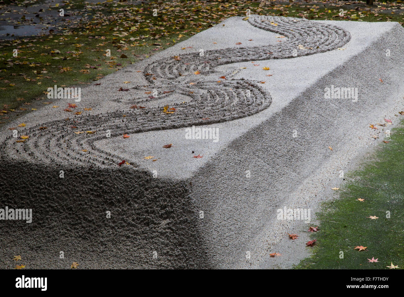 Honen-in is situated on the site where monk Honen founded the Jodo sect ...