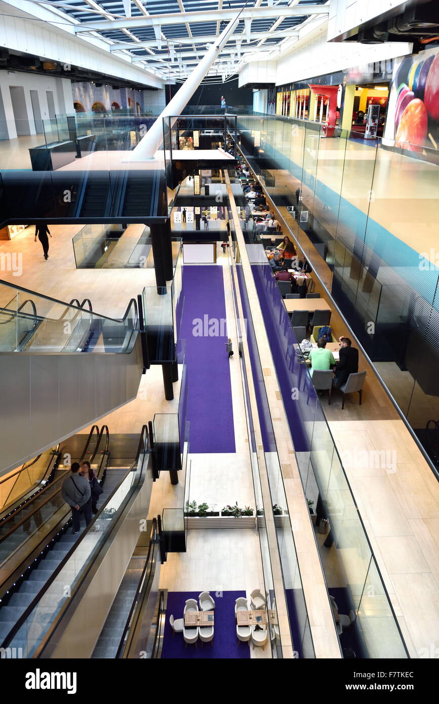 modern bright shopping mall indoor architecture Stock Photo - Alamy