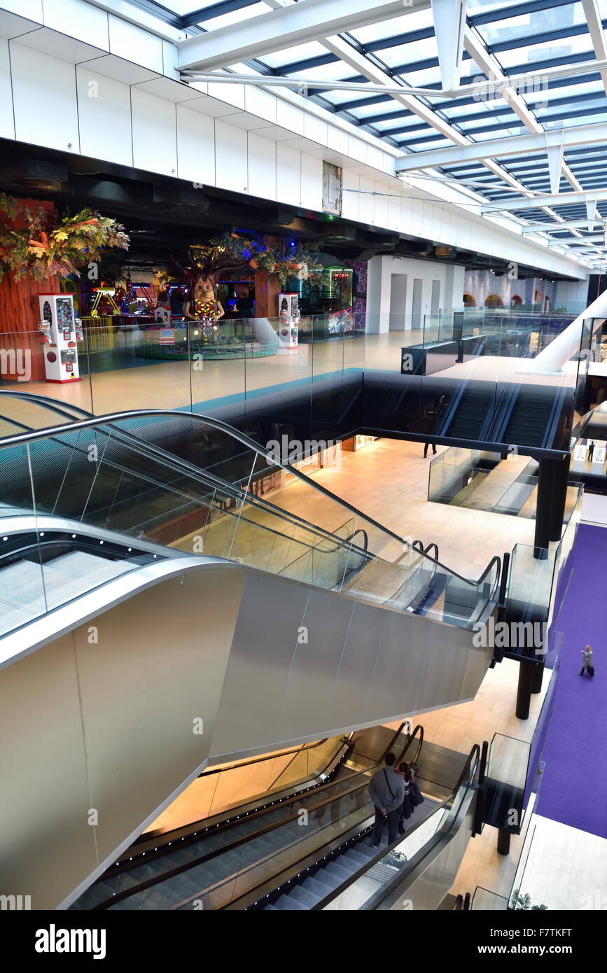 modern bright shopping mall indoor architecture Stock Photo - Alamy