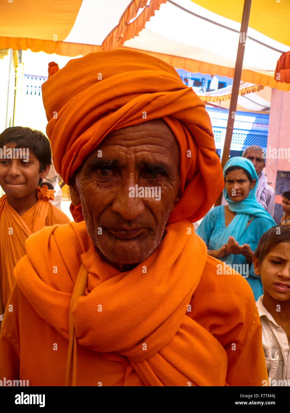 Holymen hi-res stock photography and images - Alamy