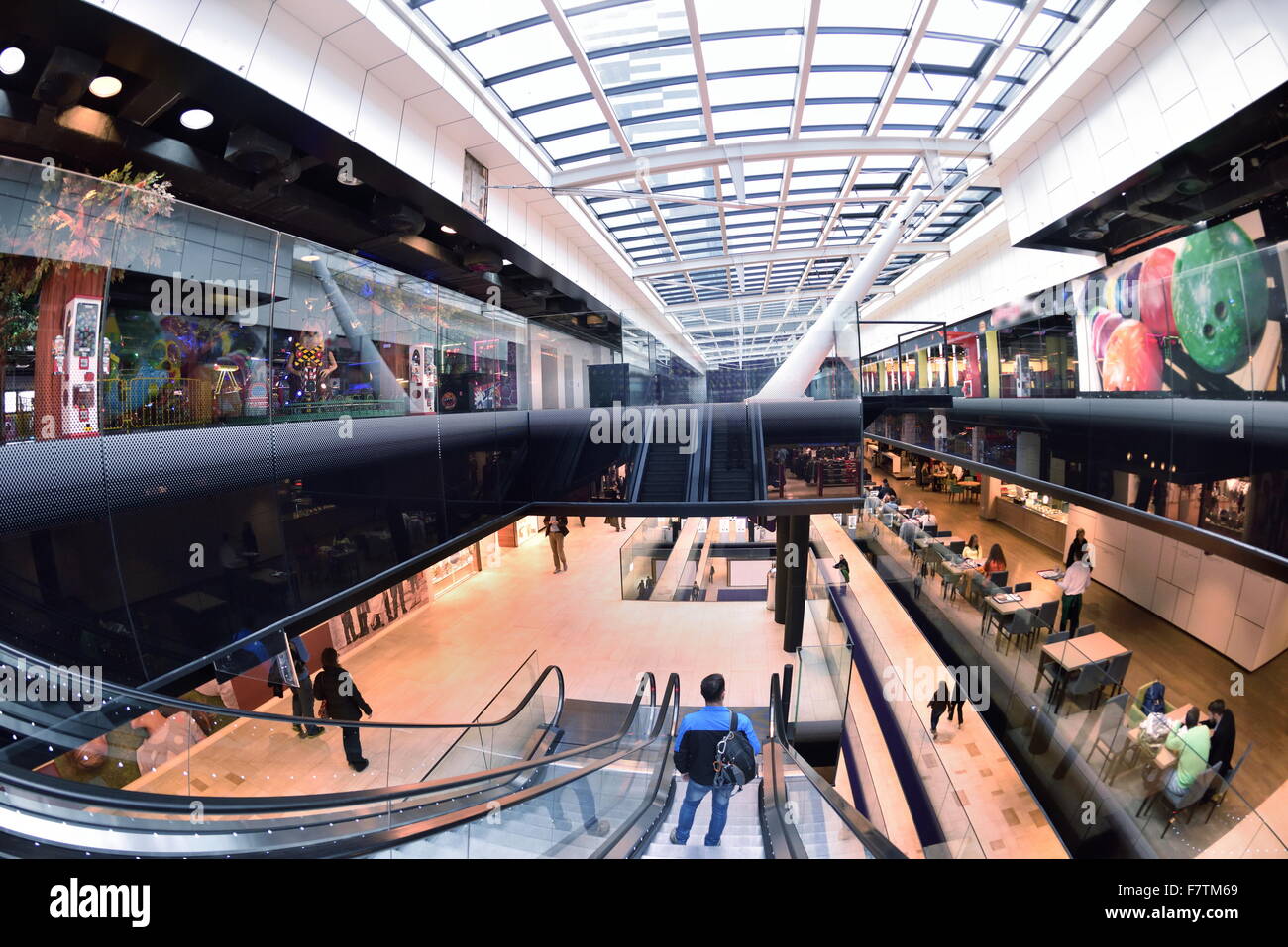 modern bright shopping mall indoor architecture Stock Photo - Alamy