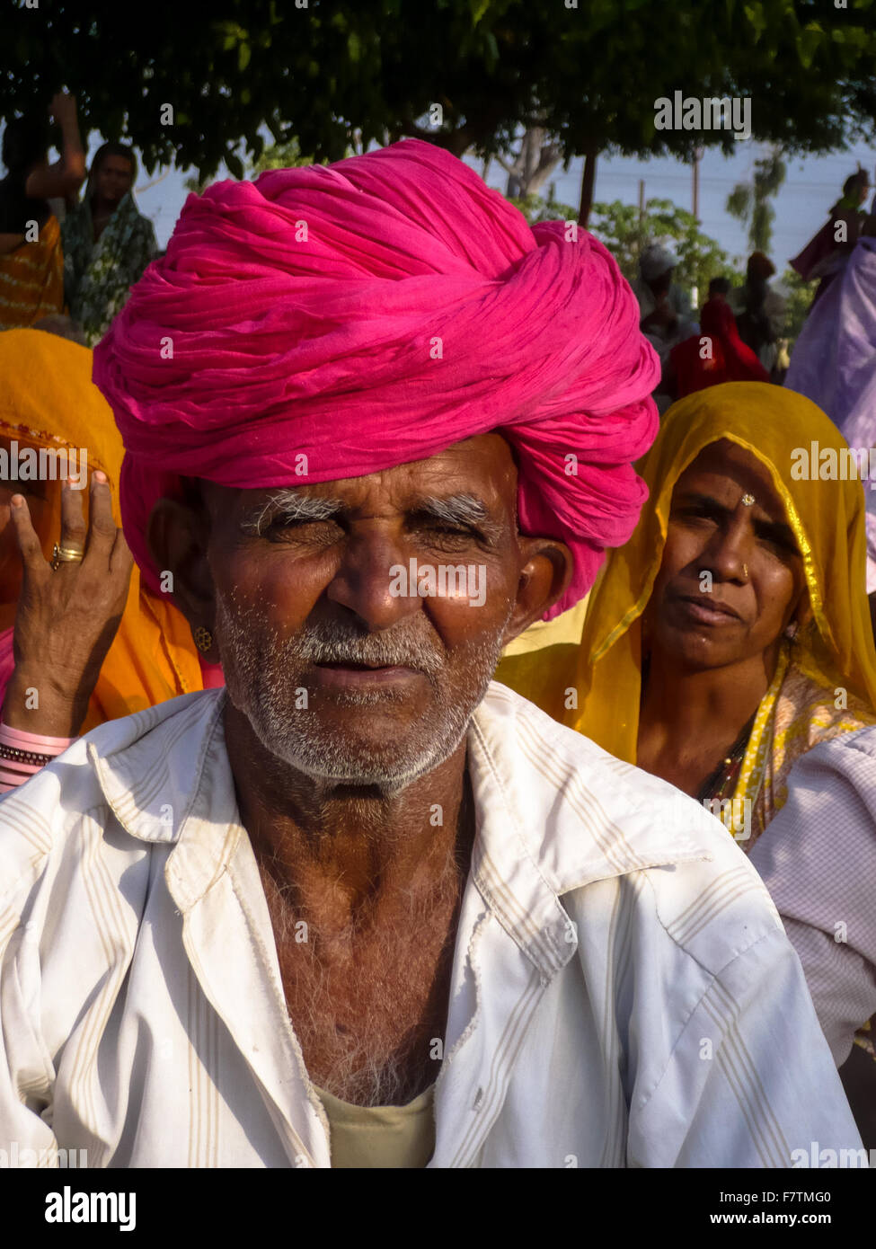 Portrait holy man kumbh mela hi-res stock photography and images - Alamy