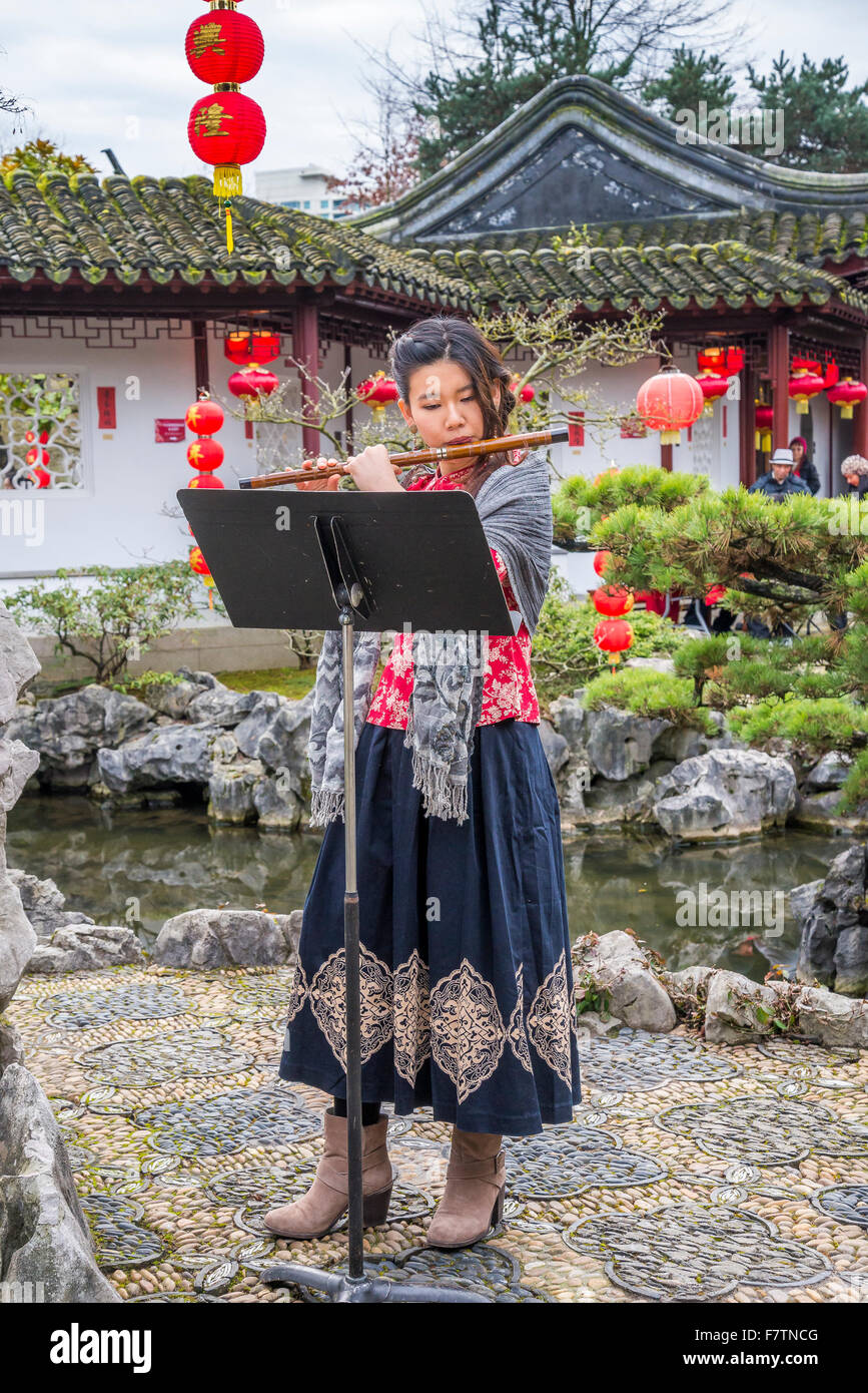 Chinese Flute Player