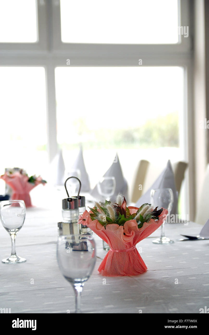 restaurant table glass wedding service party decor plate luxury ...