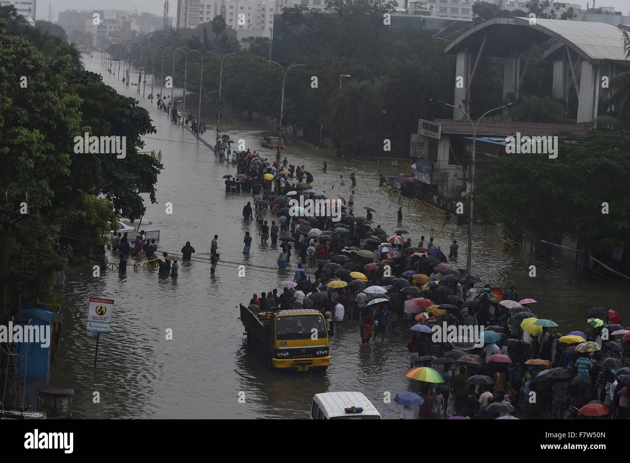 Chennai, Indian state Tamil Nadu. 2nd Dec, 2015. People wade through a ...