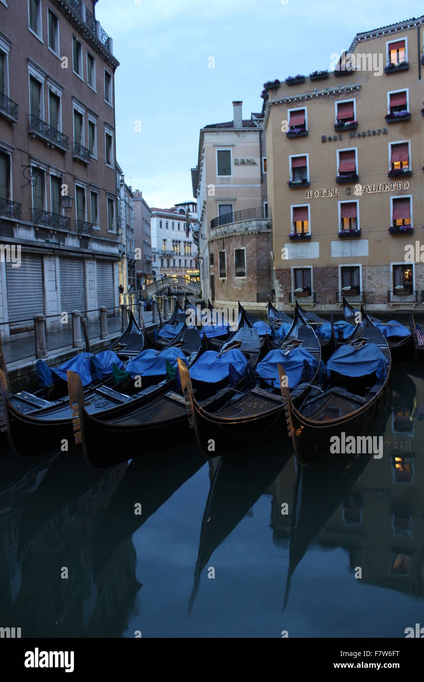 Boat parking venice hi-res stock photography and images - Alamy
