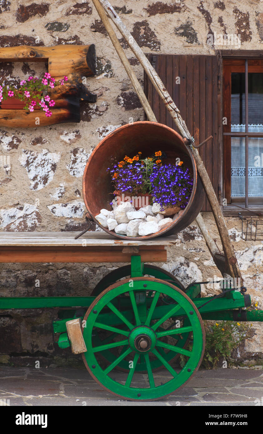 Cart view hi-res stock photography and images - Alamy