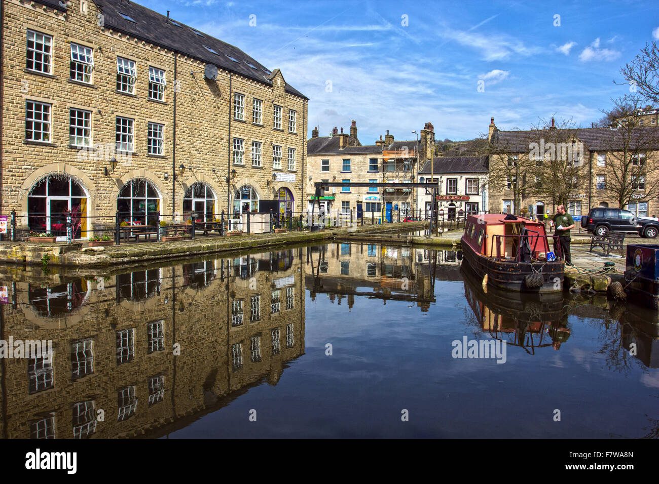 Hebden bridge yorkshire hi-res stock photography and images - Alamy