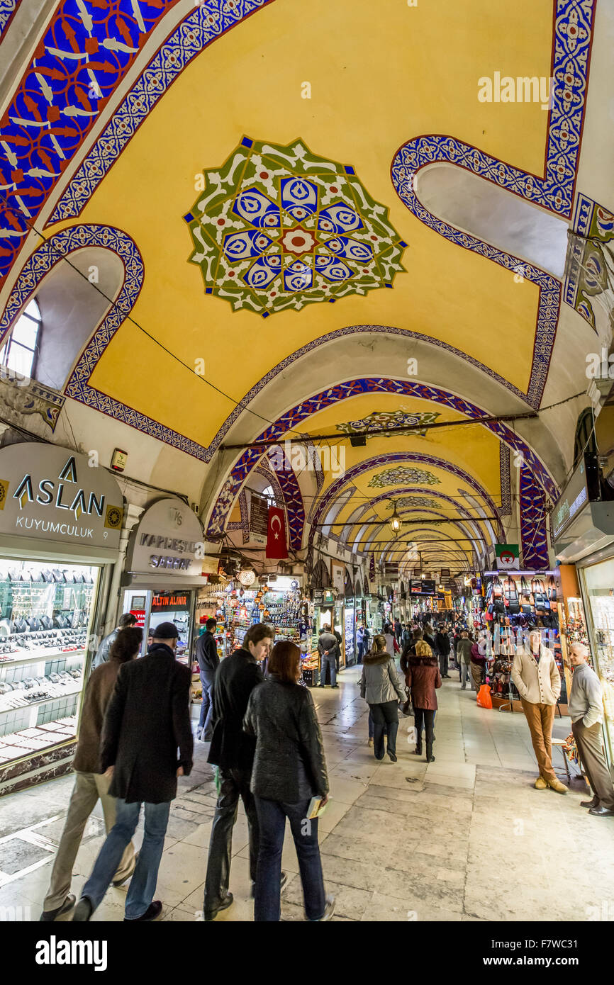 Kapalicarsi grand bazaar istanbul hi-res stock photography and images ...