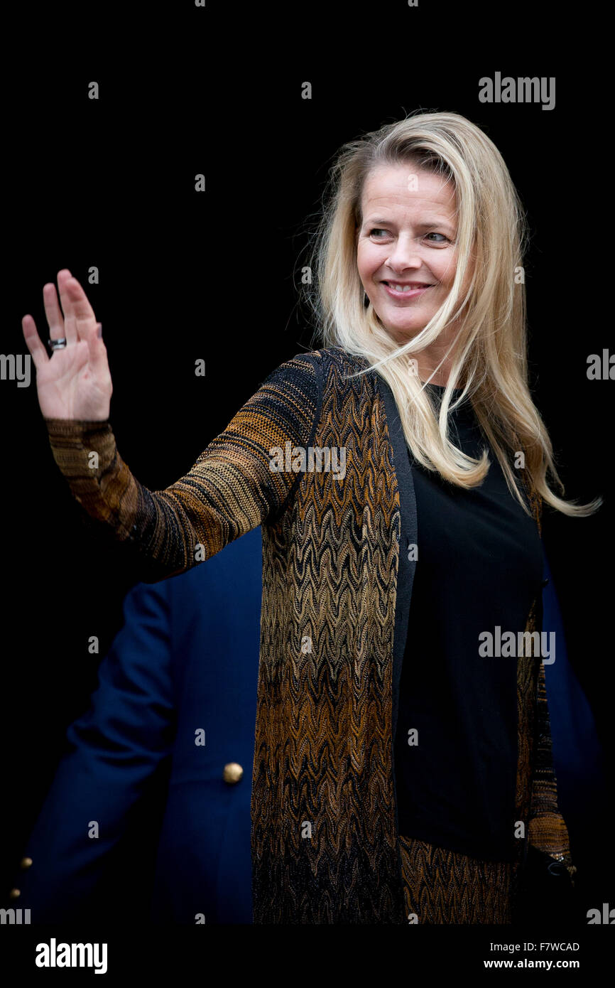 Princess Mabel of The Netherlands attend the award ceremony of the ...