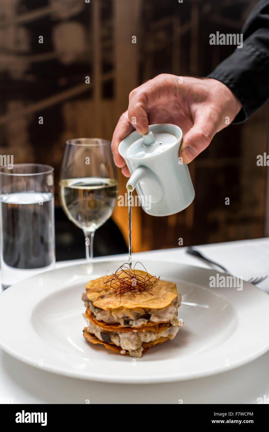 Food pouring hi-res stock photography and images - Alamy