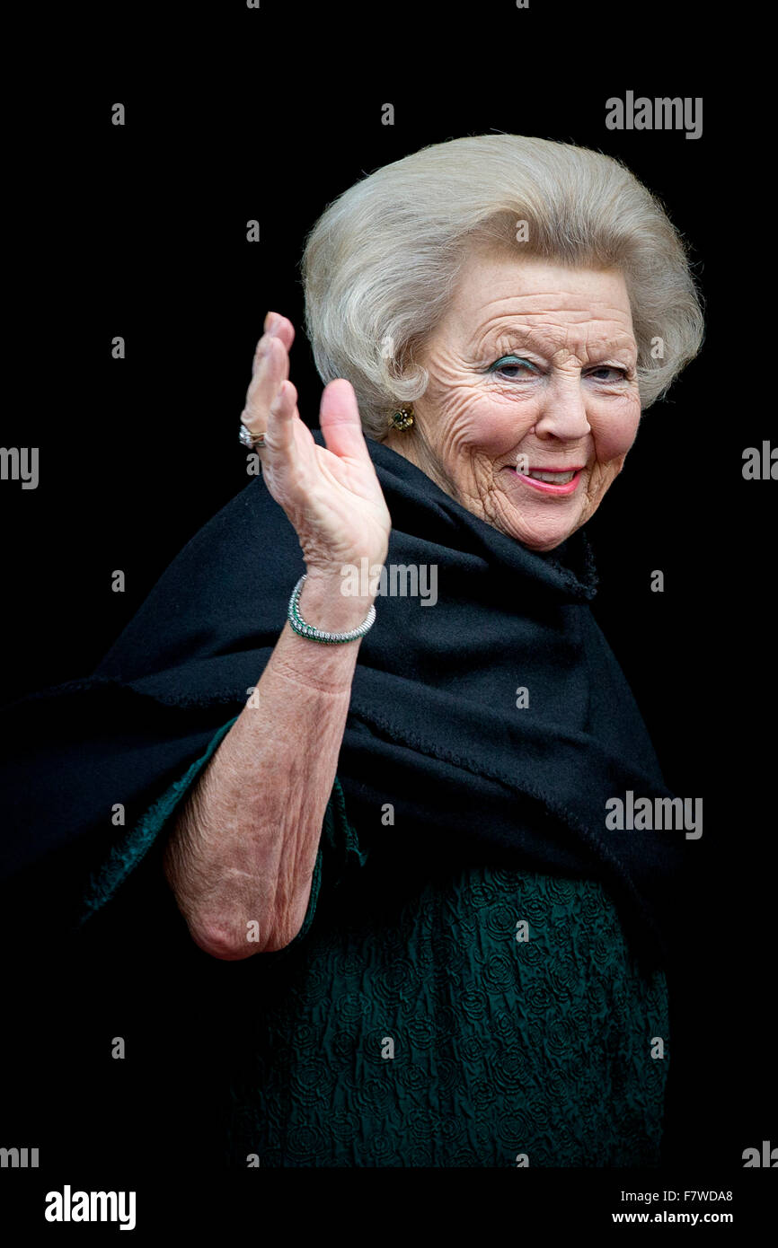 Princess Beatrix of The Netherlands attend the award ceremony of the ...