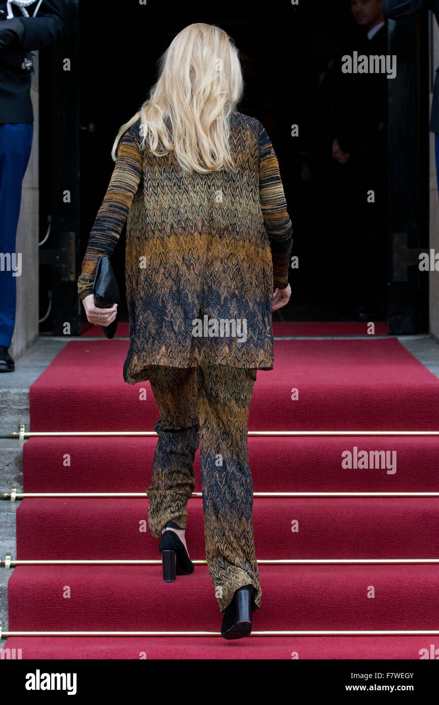 Princess Mabel of The Netherlands attend the award ceremony of the ...