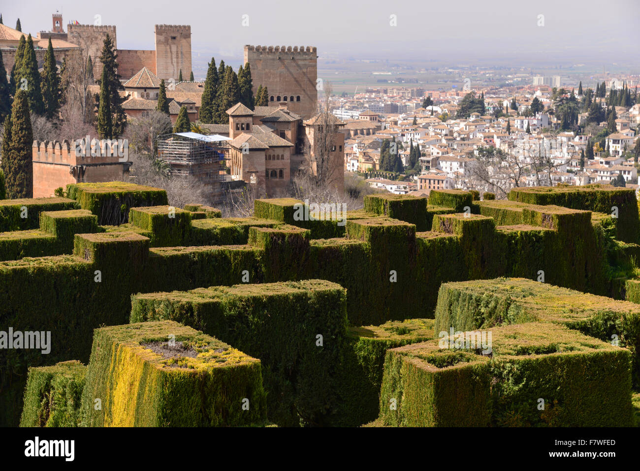 Generalife palace alhambra fortress hi-res stock photography and images ...
