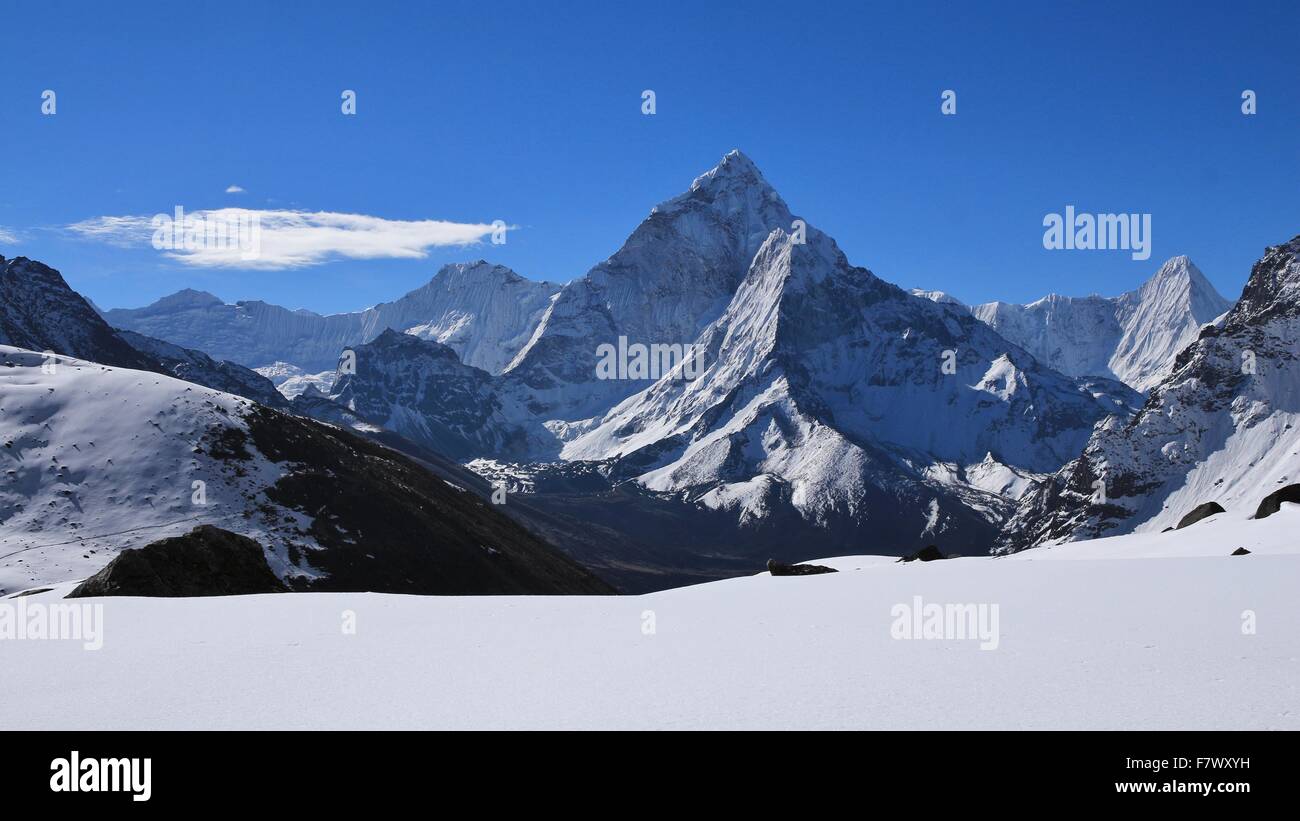 Ama Dablam, view from Dzonghla Stock Photo - Alamy